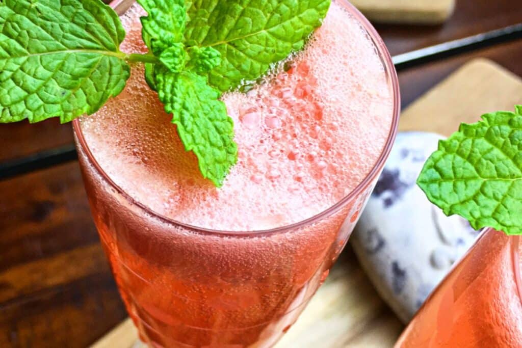 Mint Grapefruit Mimosas - wellnesssleuth