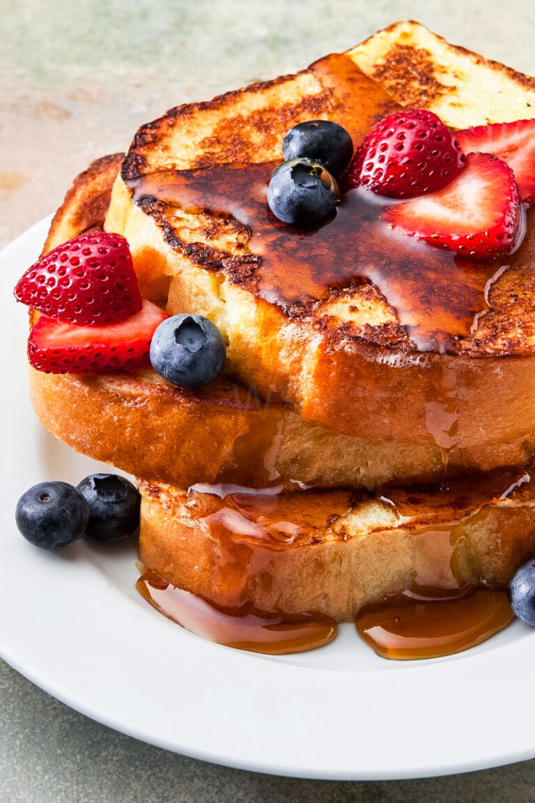Gourmet French Toast with Berry Compote - wellnesssleuth