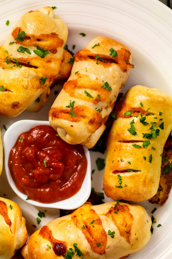 Mini Stromboli Bites: Bite-Sized Italian Appetizer Delight - wellnesssleuth