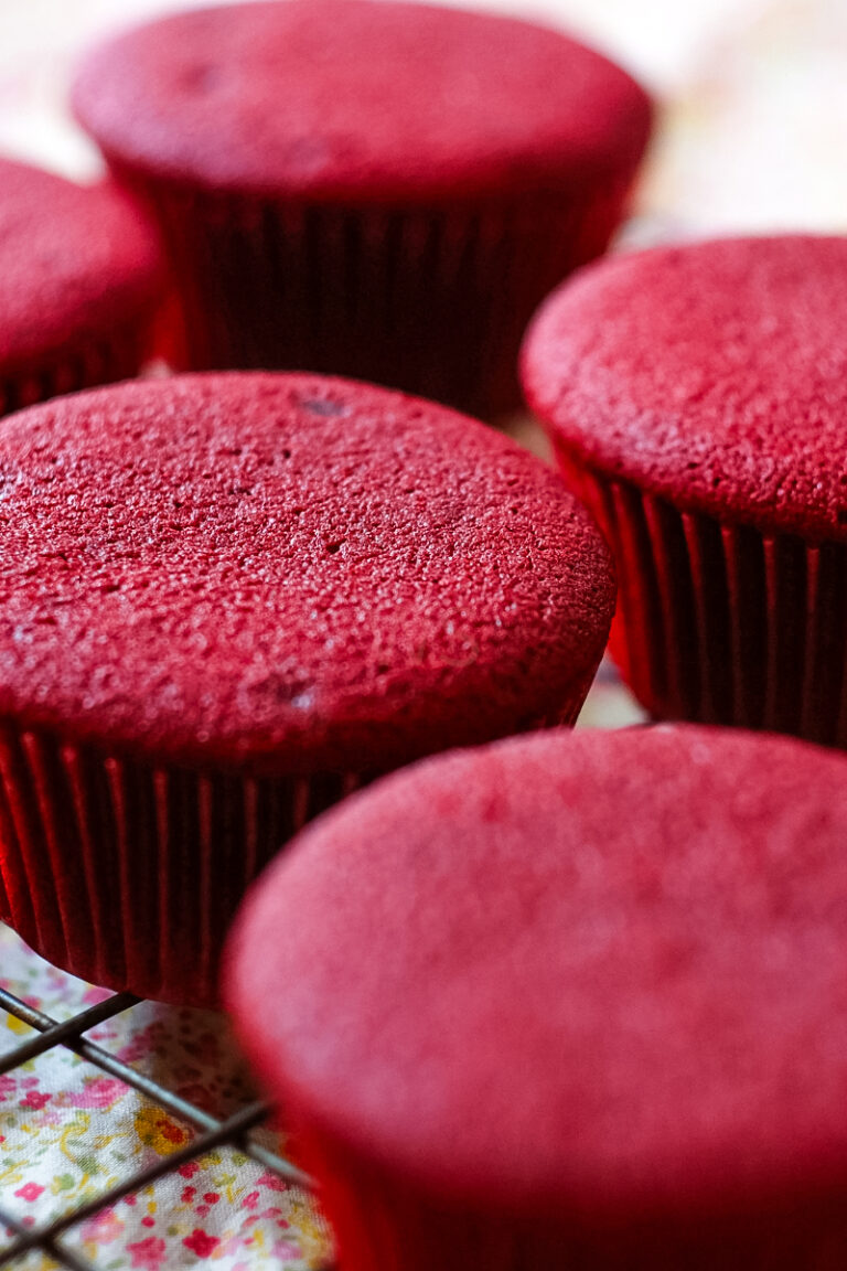 Savor the Velvety Goodness of Red Cup Cakes - wellnesssleuth